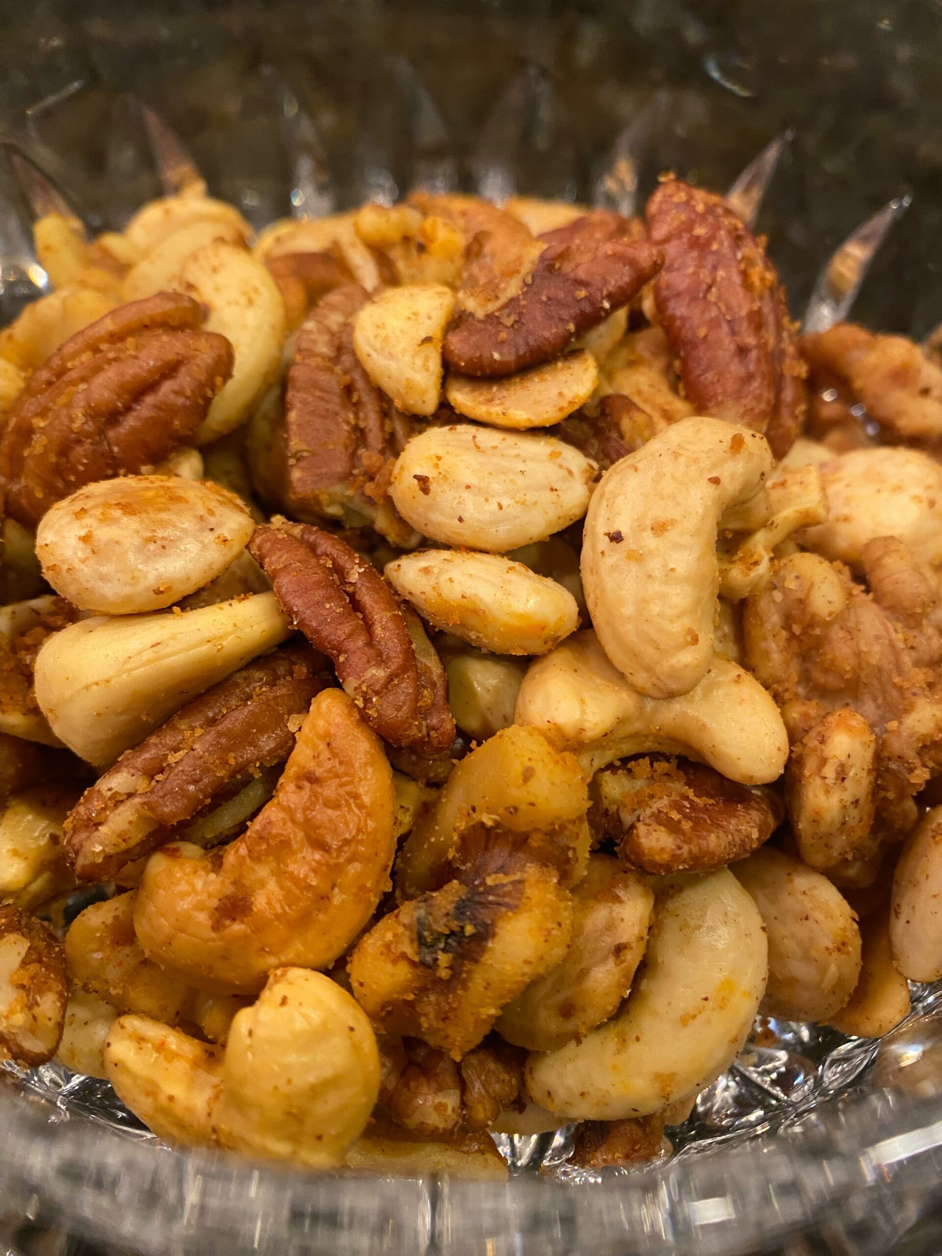 Holiday Sweet and Spicy Mixed Nuts Recipe - Thrive Carolinas