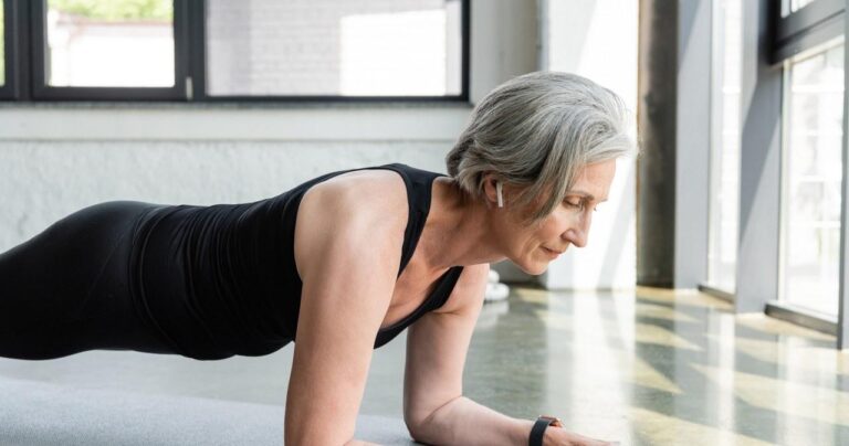 10-Minute Daily Core Workout: Build Strength Without a Gym